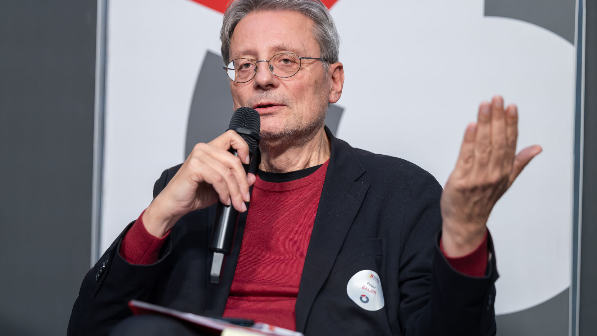 Standards: Schlüssel für klimaresilientes und digitalisiertes Bauen | TGA